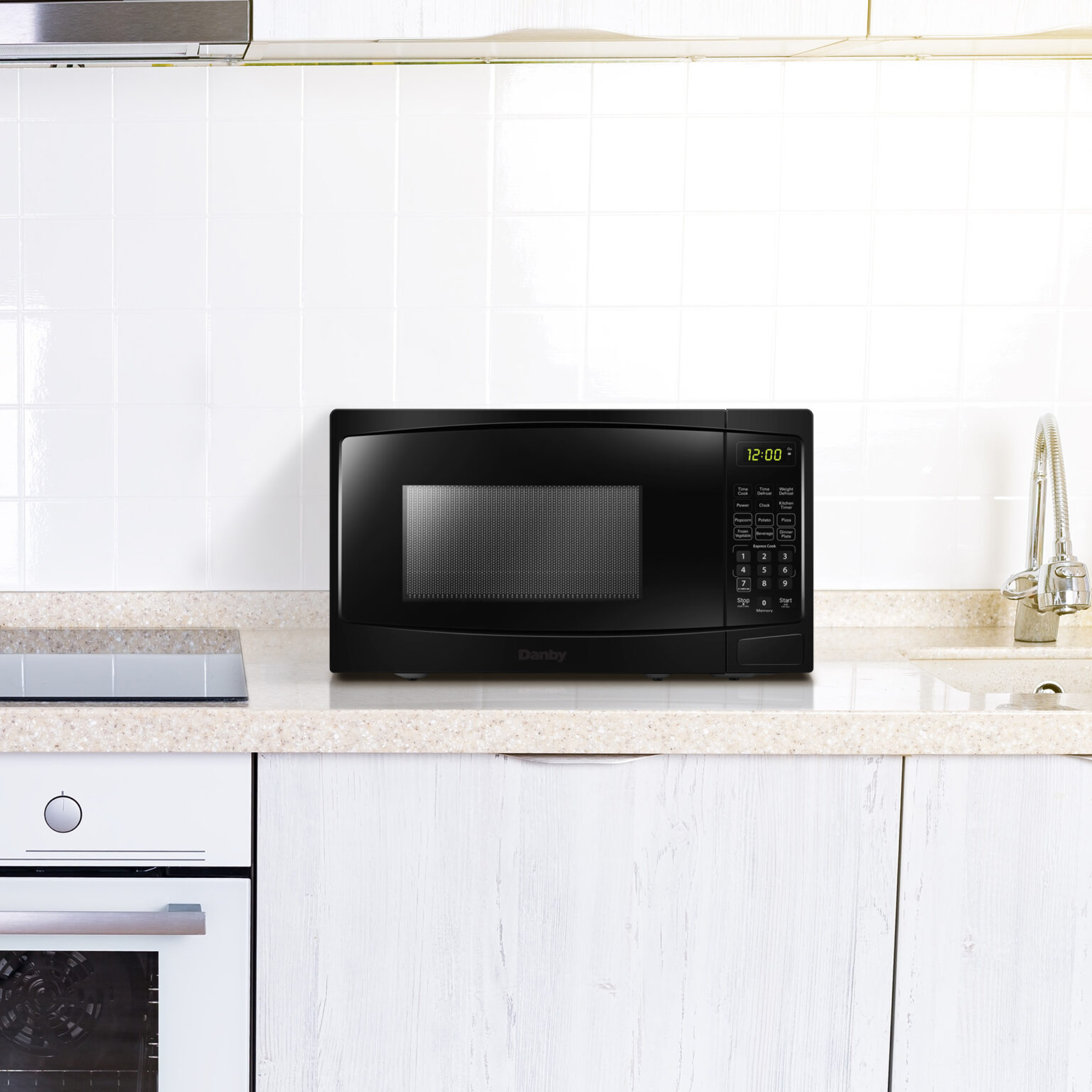 Danby 0.9 cu. ft. Countertop Microwave in Black - DBMW0920BBB | Danby ...