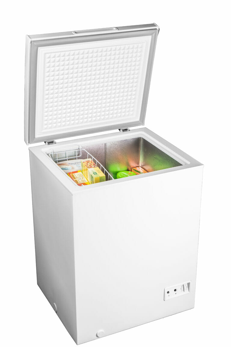 Danby 5.0 cu. ft. Square Model Chest Freezer in White - DCF050A5WDB ...