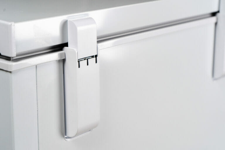 Danby 5.0 cu. ft. Square Model Chest Freezer DOE in White - DCF050A5WDB ...