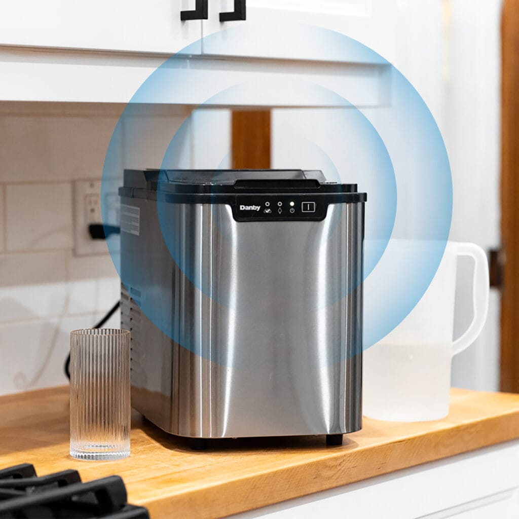 Danby 25 lbs. Countertop Ice Maker in Stainless Steel - DIM2500SSDB ...